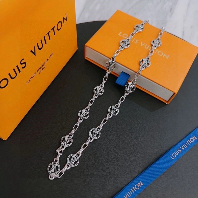 Affordable Louis Vuitton Necklaces