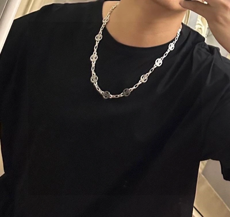 Affordable Louis Vuitton Necklaces