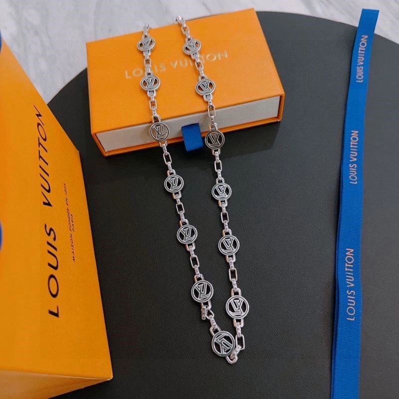 Affordable Louis Vuitton Necklaces