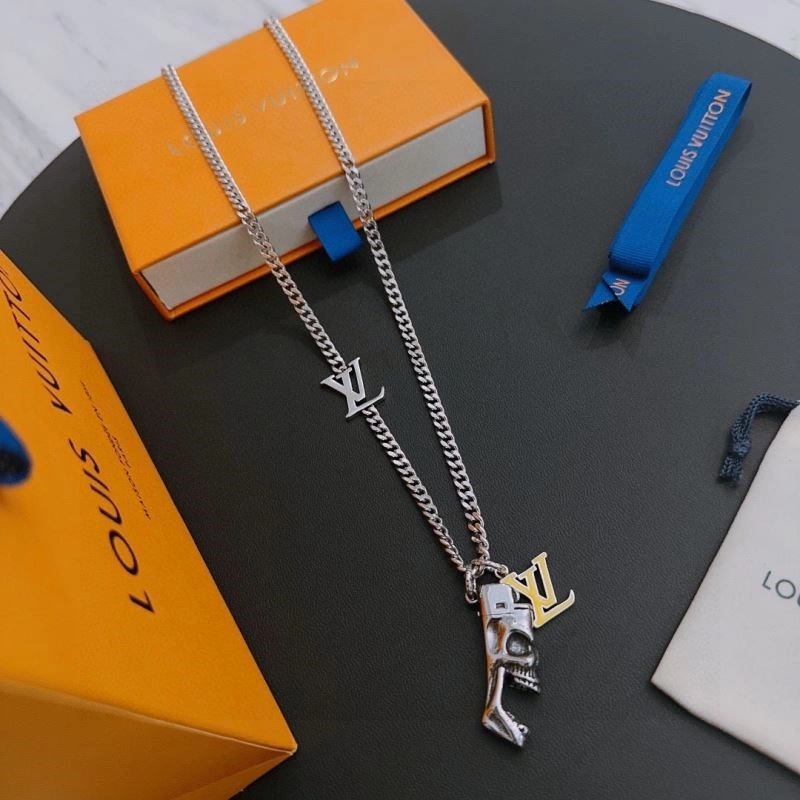 Perfect replica Louis Vuitton Necklaces