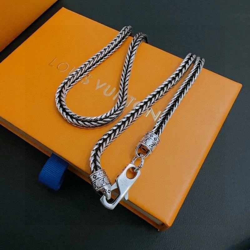 Factory-made Louis Vuitton Necklaces