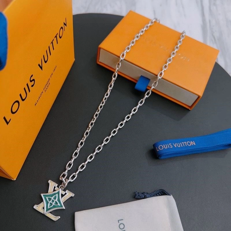 Indistinguishable Louis Vuitton Necklaces