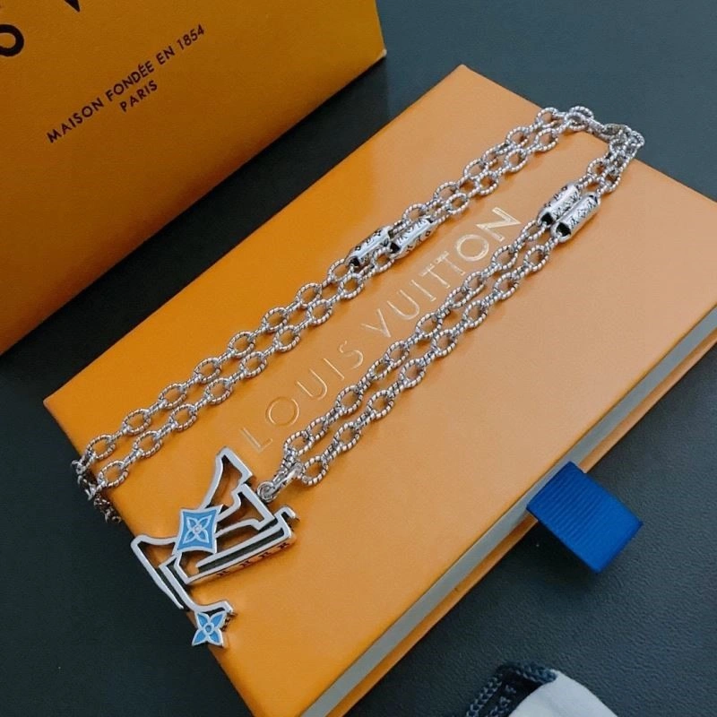 Value-priced Louis Vuitton Necklaces