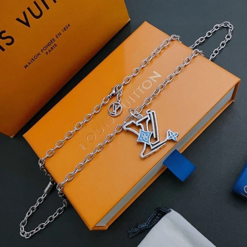 Value-priced Louis Vuitton Necklaces