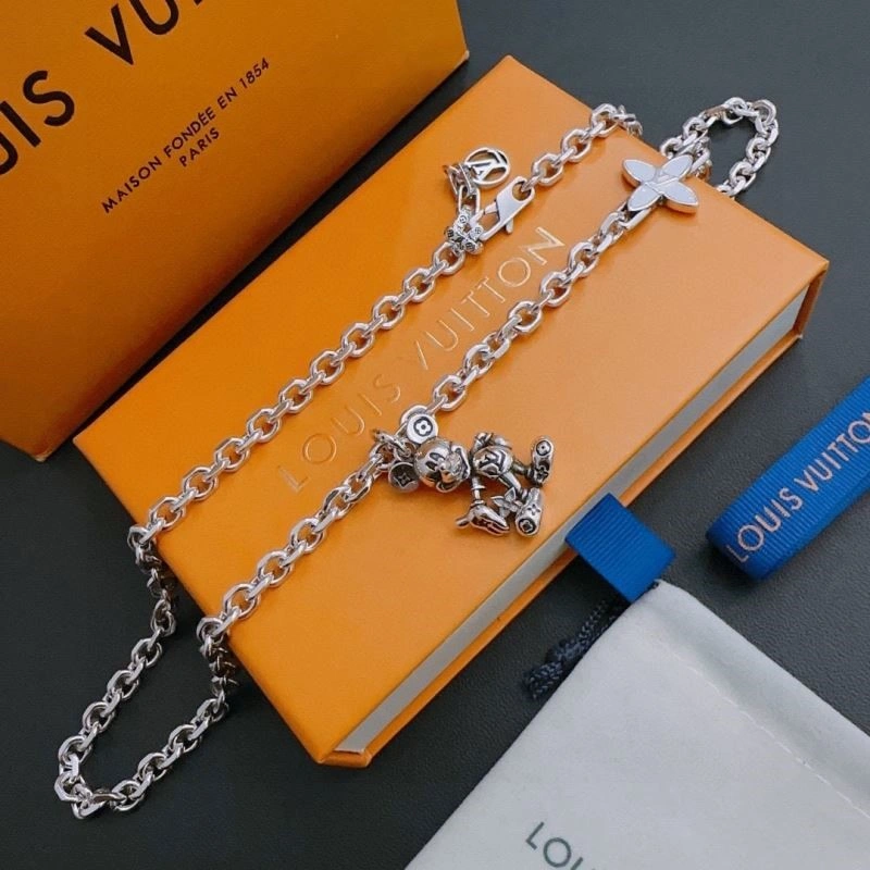 Legit Louis Vuitton Necklaces
