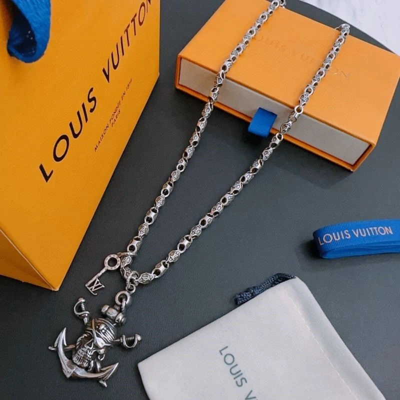 Legit Louis Vuitton Necklaces