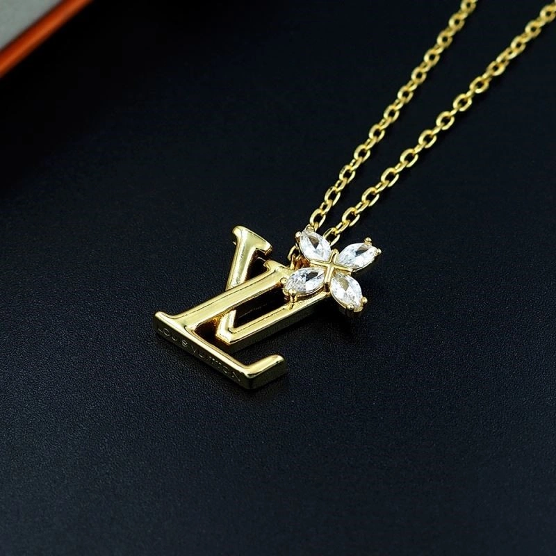 Official Louis Vuitton Necklaces