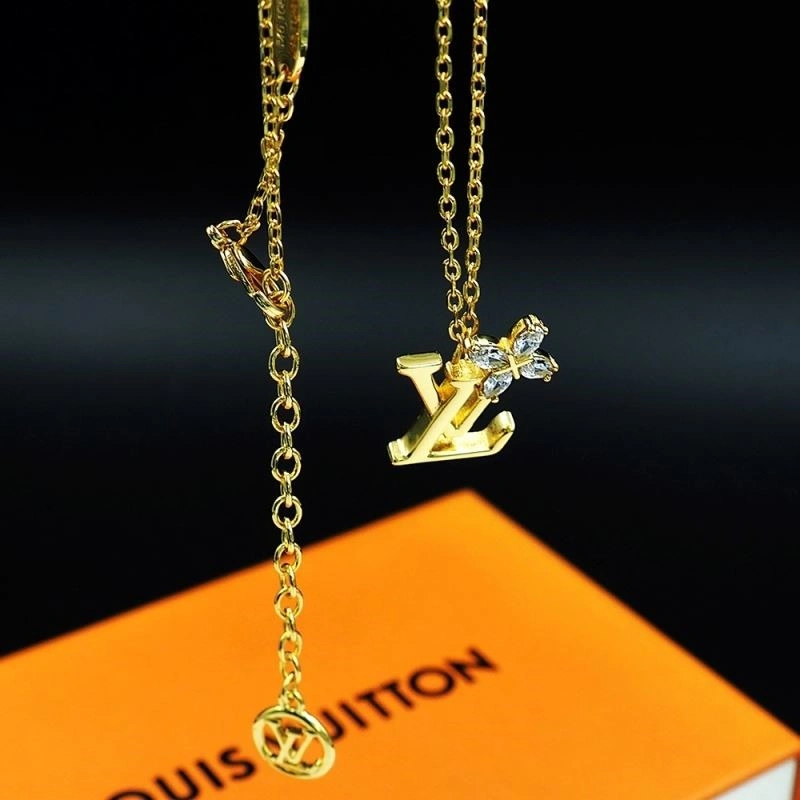 Official Louis Vuitton Necklaces