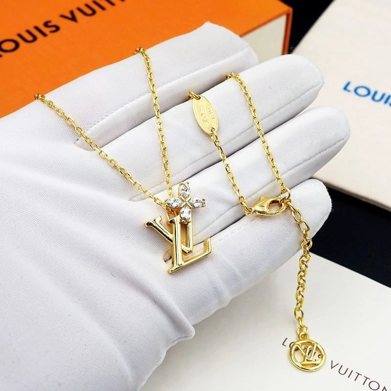 Official Louis Vuitton Necklaces