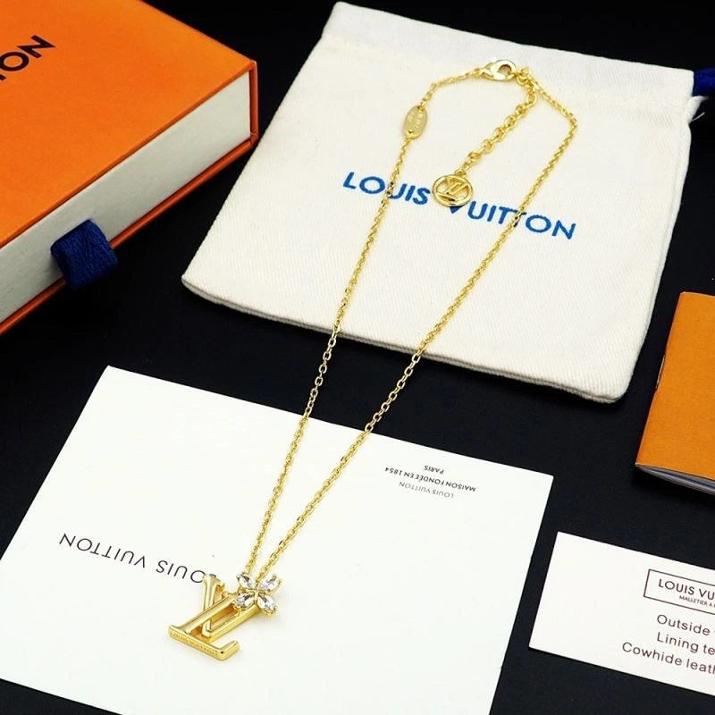 Official Louis Vuitton Necklaces