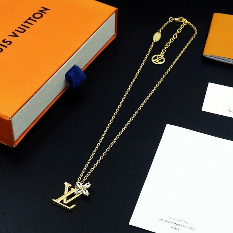 Official Louis Vuitton Necklaces