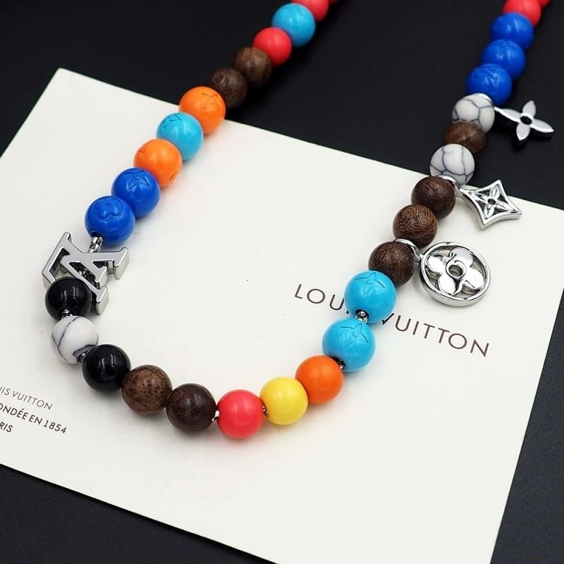 Bargain Louis Vuitton Necklaces