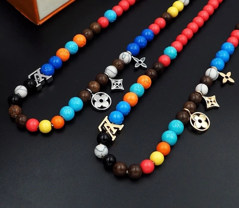 Bargain Louis Vuitton Necklaces