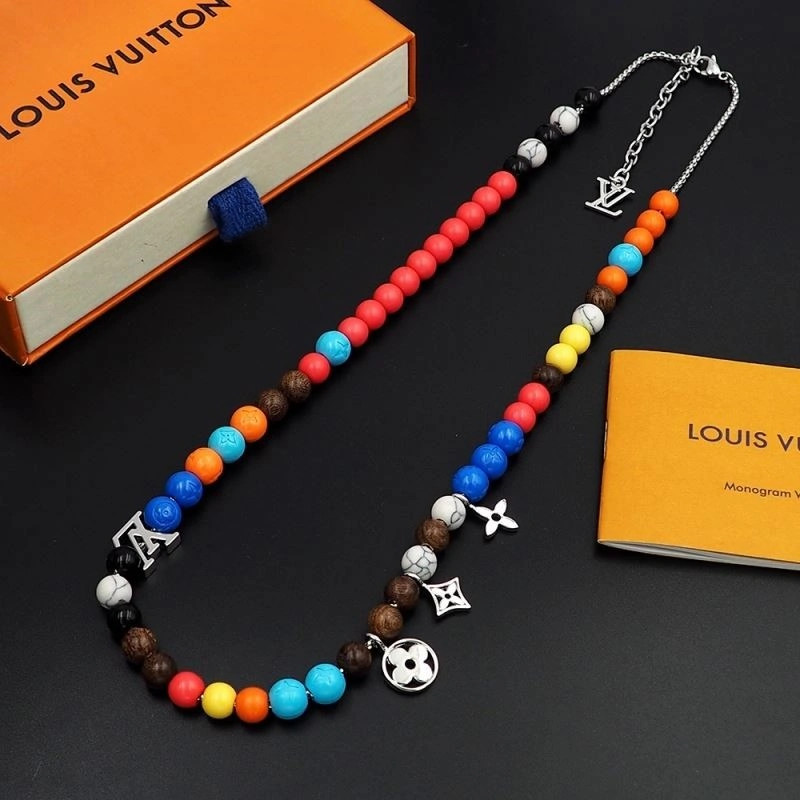 Bargain Louis Vuitton Necklaces