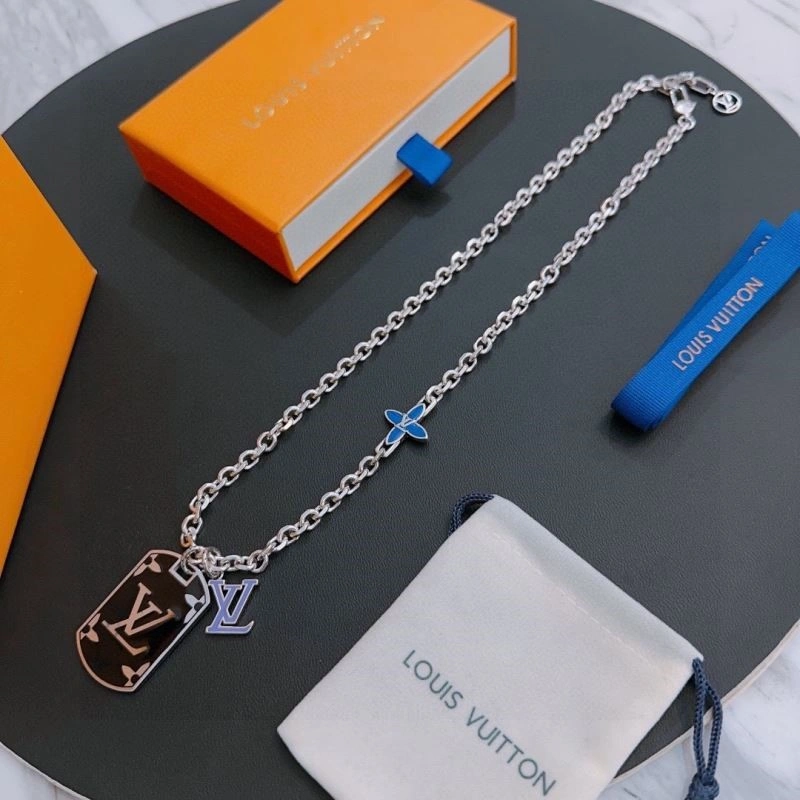 Low-cost Louis Vuitton Necklaces