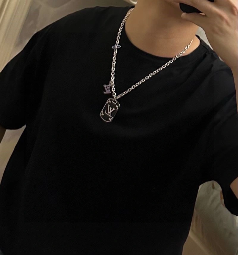 Low-cost Louis Vuitton Necklaces