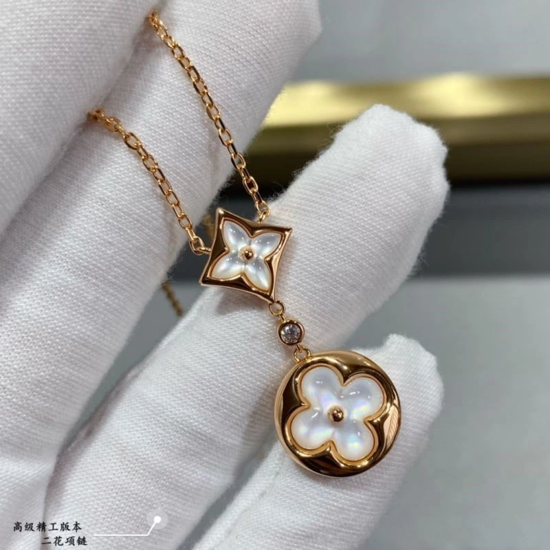 Low-cost Louis Vuitton Necklaces
