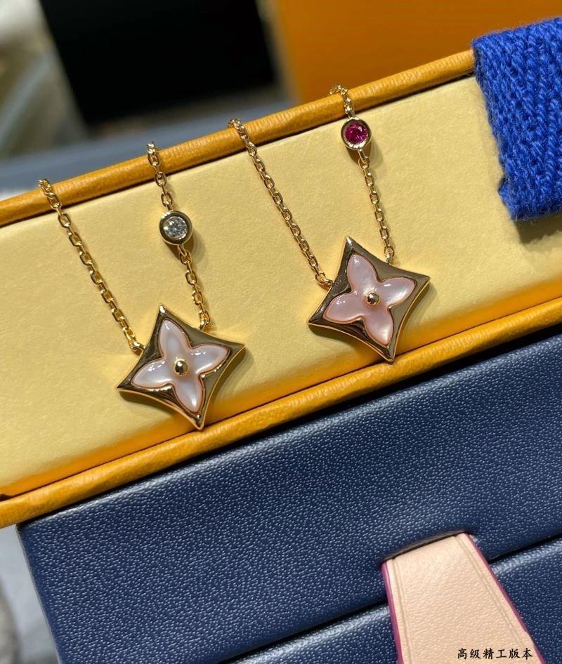 1:1 copy Louis Vuitton Necklaces