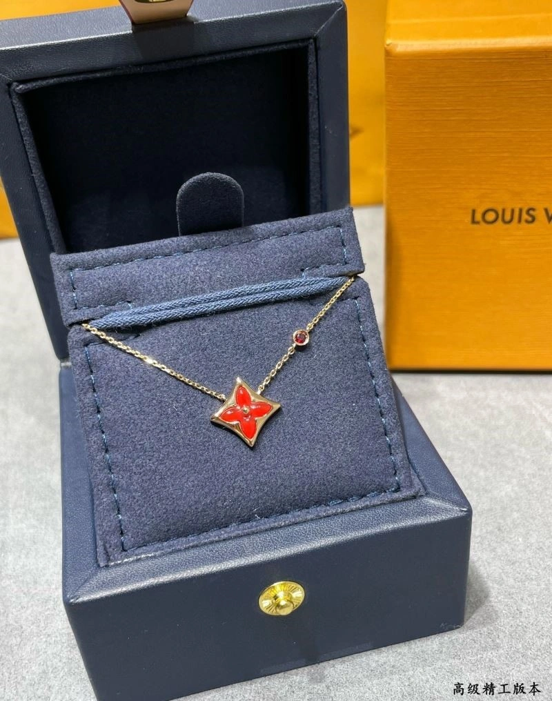 Bargain Louis Vuitton Necklaces