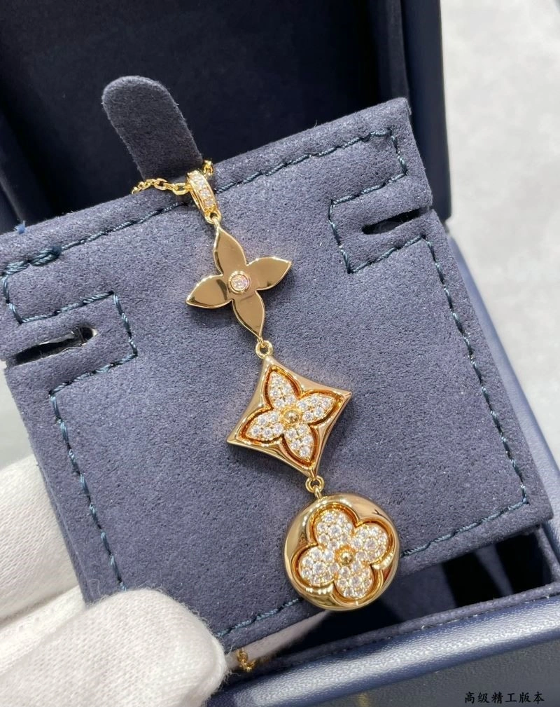 Official Louis Vuitton Necklaces