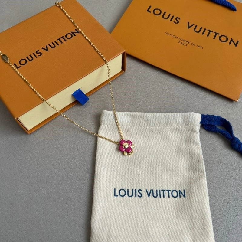 Cut-rate Louis Vuitton Necklaces