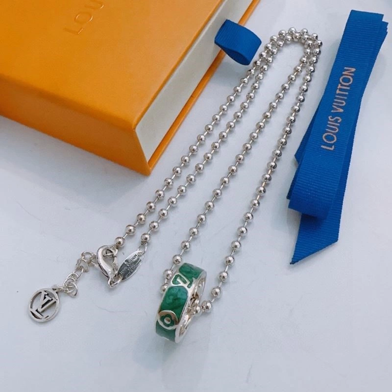Precise copy Louis Vuitton Necklaces