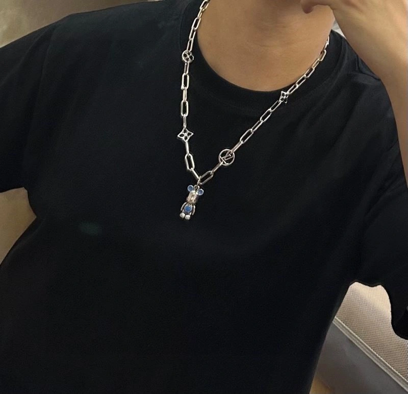 OEM Louis Vuitton Necklaces