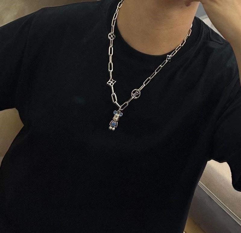 OEM Louis Vuitton Necklaces