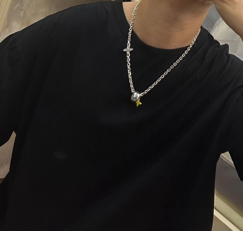 Low-cost Louis Vuitton Necklaces