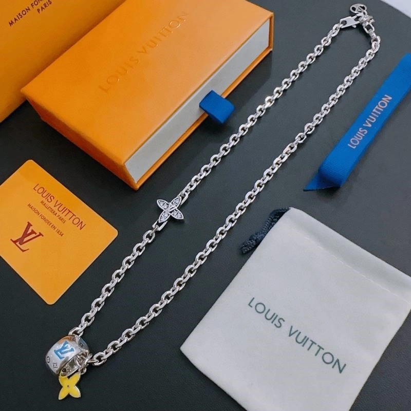 Low-cost Louis Vuitton Necklaces