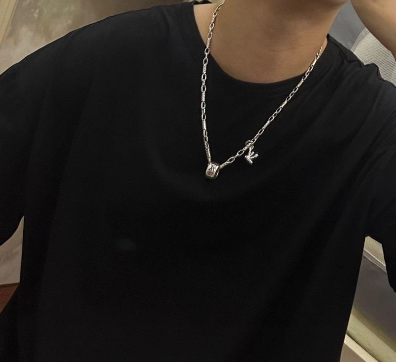 Genuine Louis Vuitton Necklaces