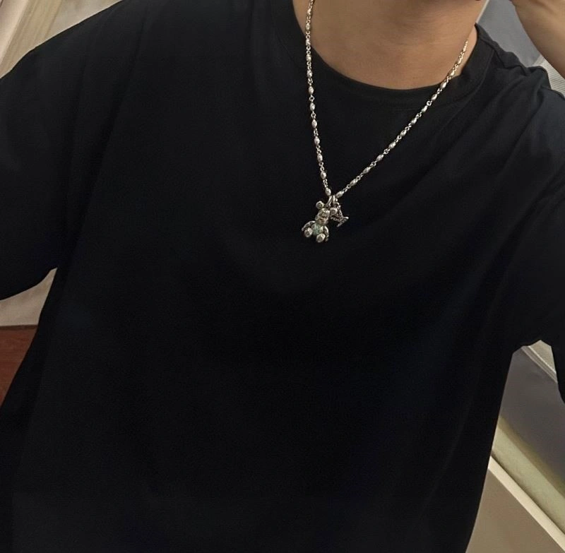 Low-cost Louis Vuitton Necklaces