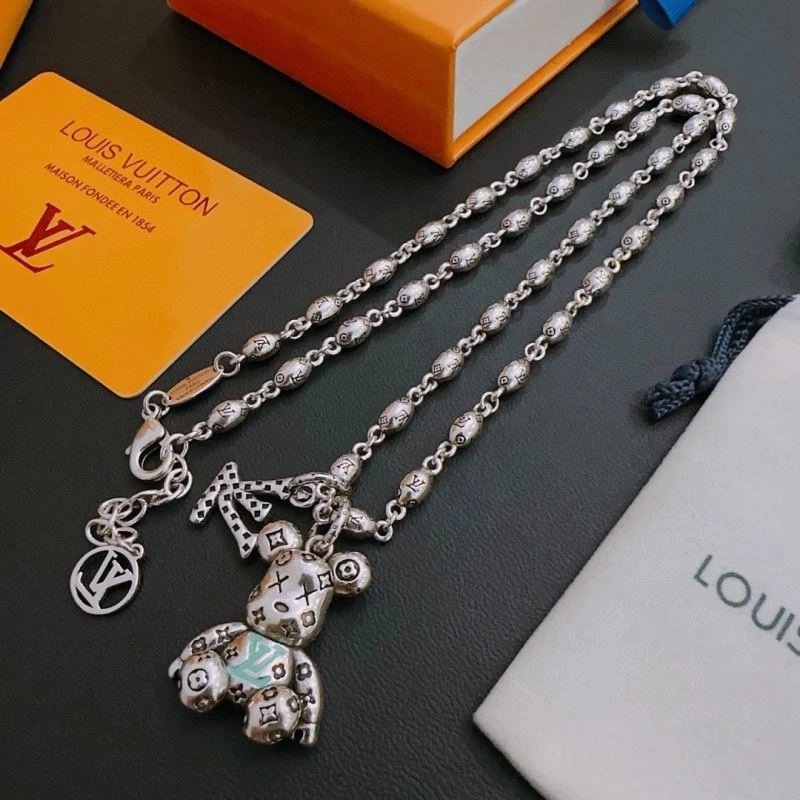 Low-cost Louis Vuitton Necklaces