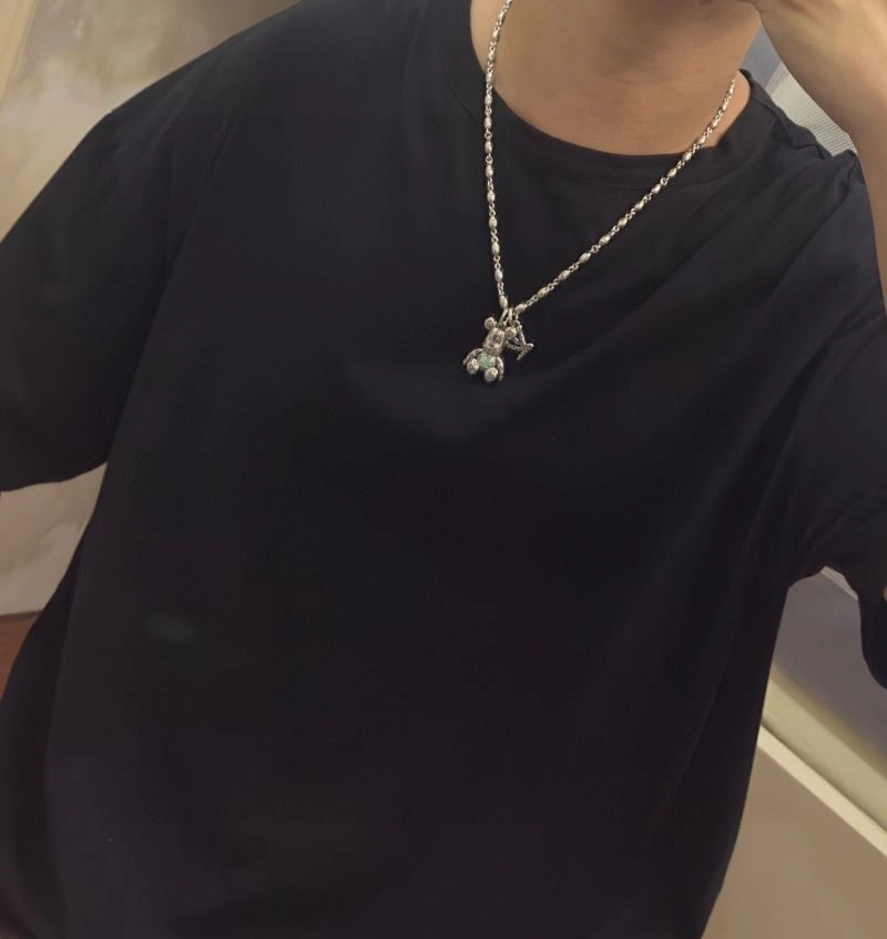 Low-cost Louis Vuitton Necklaces