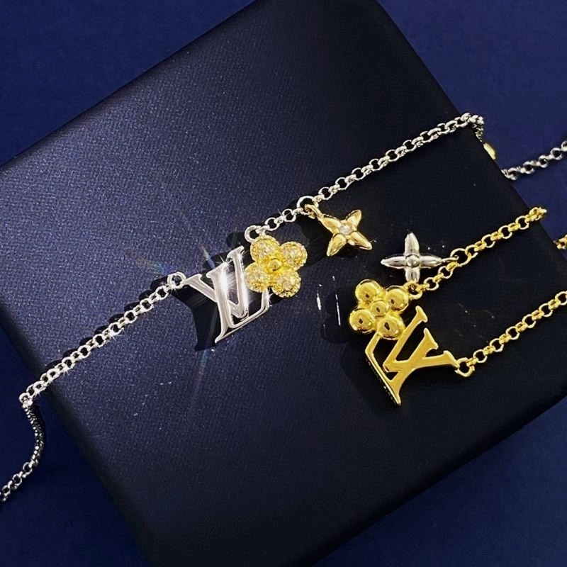 Value-priced Louis Vuitton Necklaces