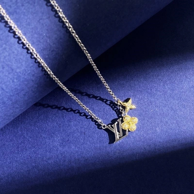 Value-priced Louis Vuitton Necklaces