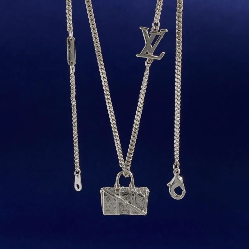 Inexpensive Louis Vuitton Necklaces