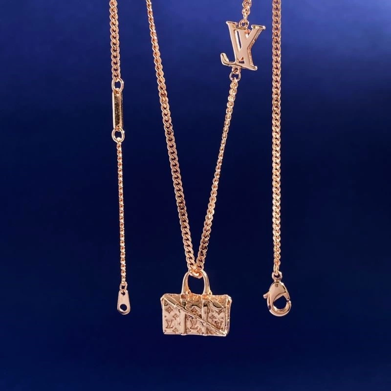 Inexpensive Louis Vuitton Necklaces