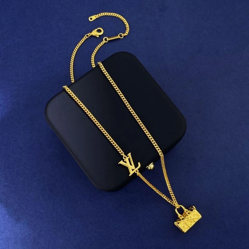 Inexpensive Louis Vuitton Necklaces