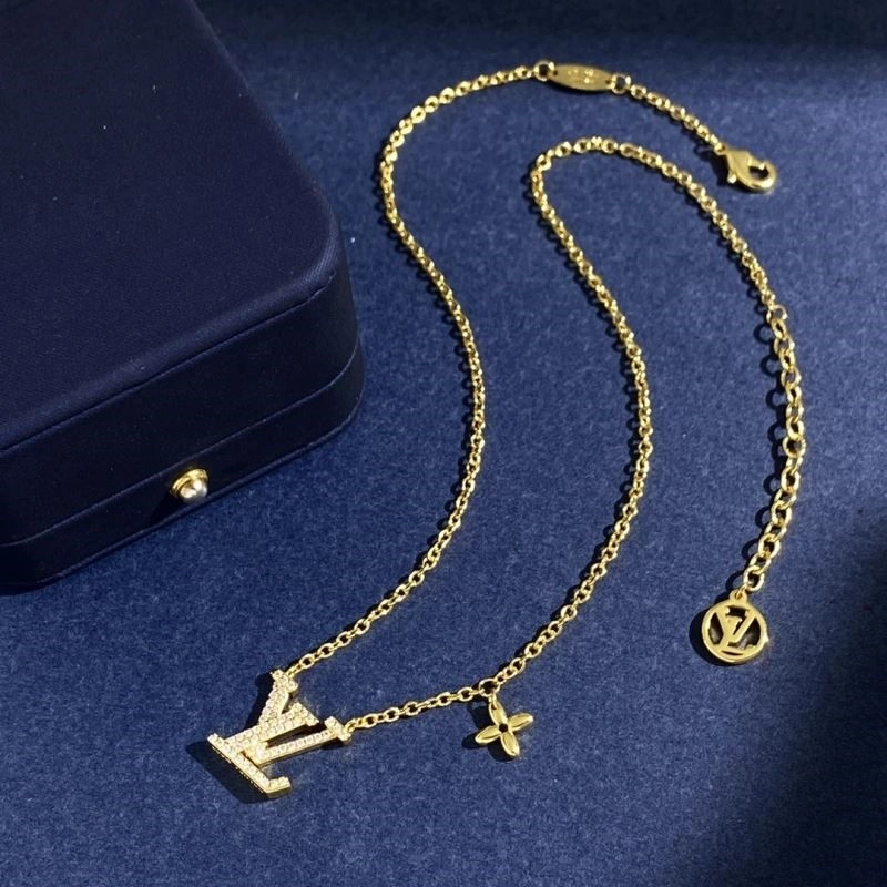 Exact replica Louis Vuitton Necklaces