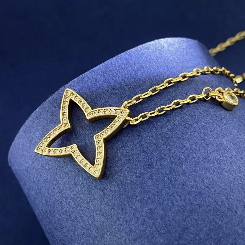 Discounted Louis Vuitton Necklaces