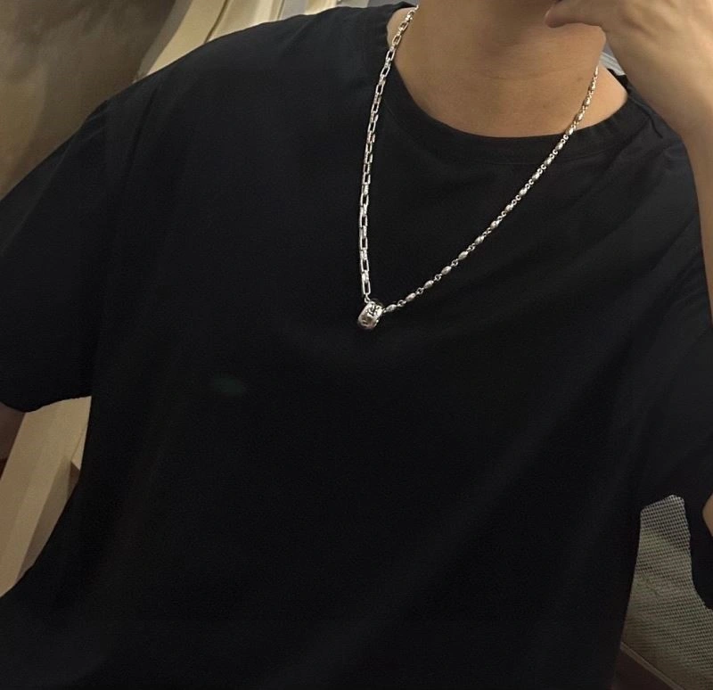 Top match Louis Vuitton Necklaces