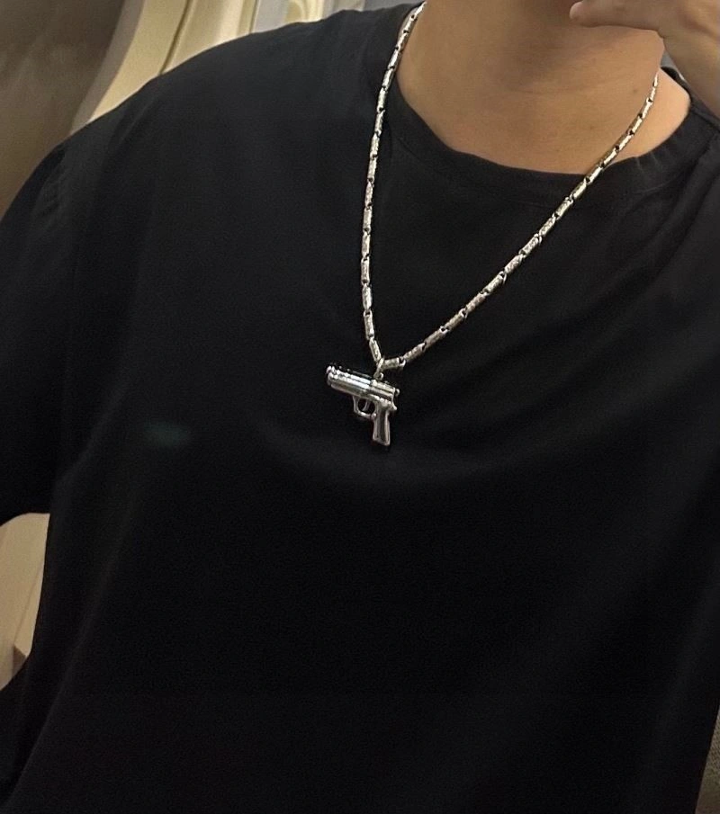 Budget-friendly Louis Vuitton Necklaces