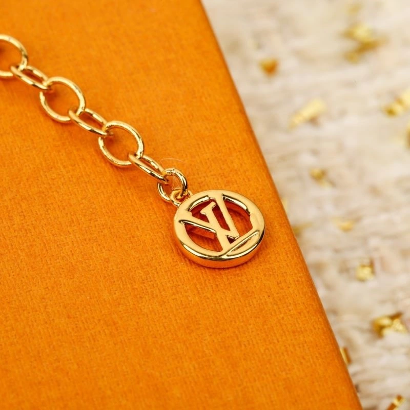 Top match Louis Vuitton Necklaces