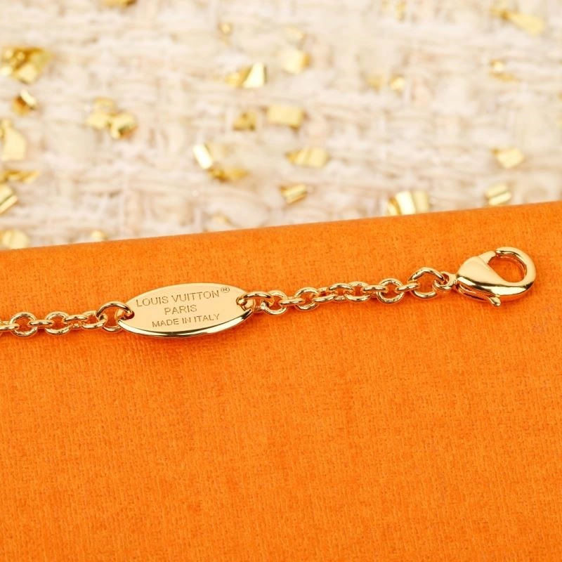 Top match Louis Vuitton Necklaces