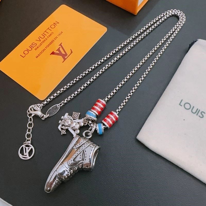 Affordable Louis Vuitton Necklaces