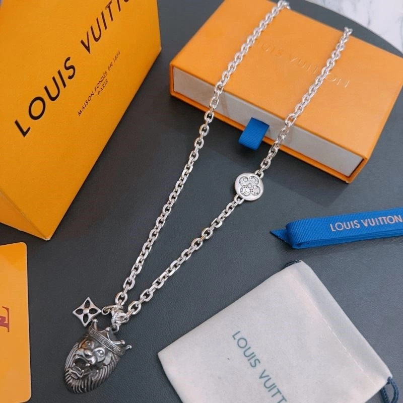 High accuracy Louis Vuitton Necklaces