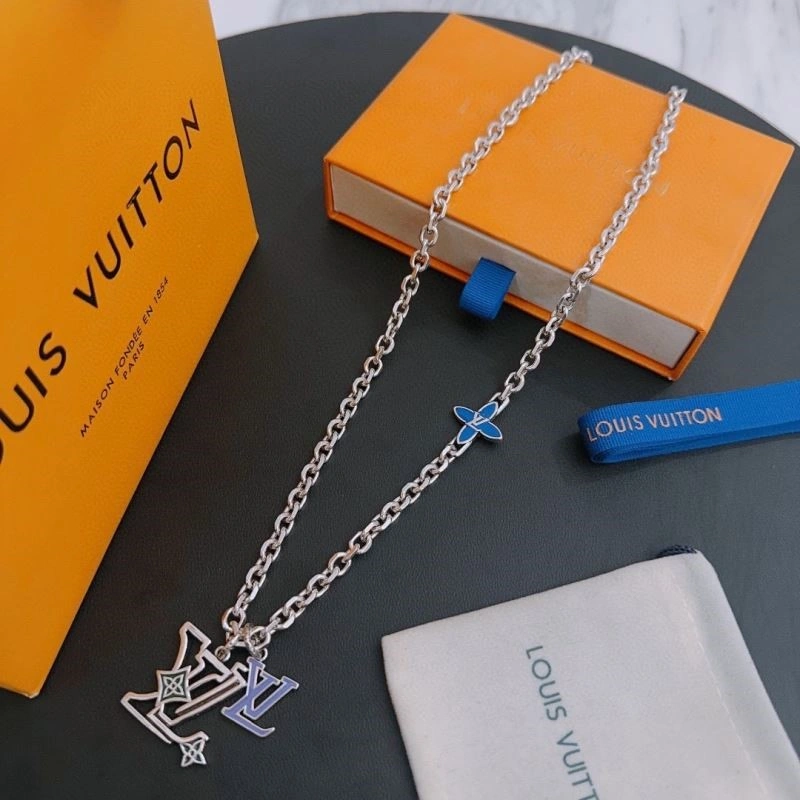 Official Louis Vuitton Necklaces