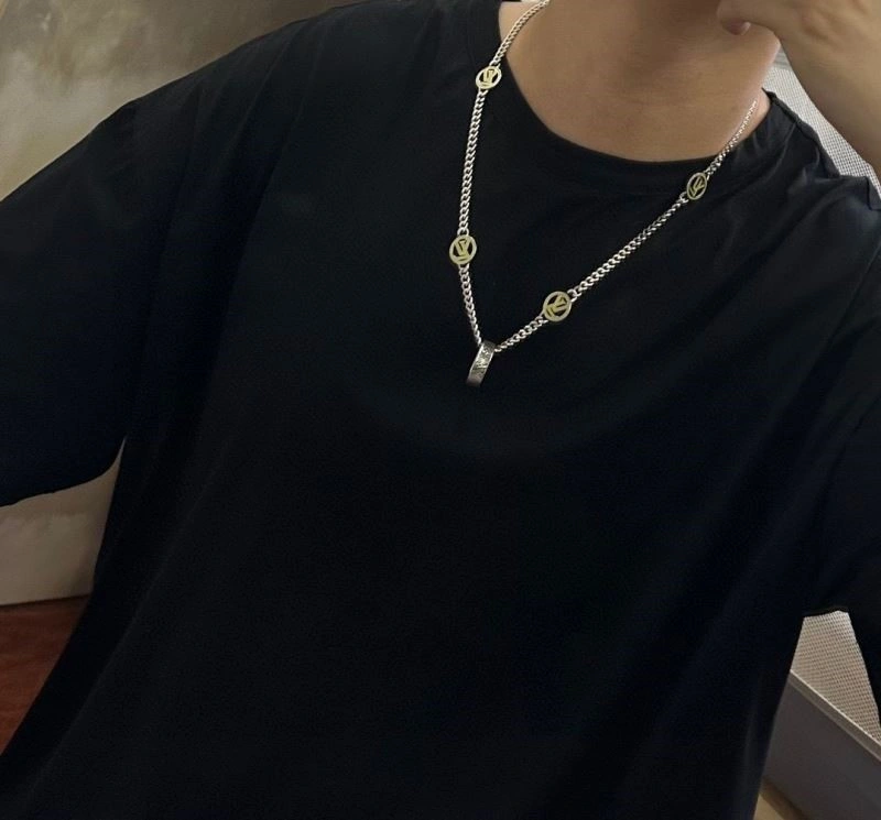 Genuine Louis Vuitton Necklaces