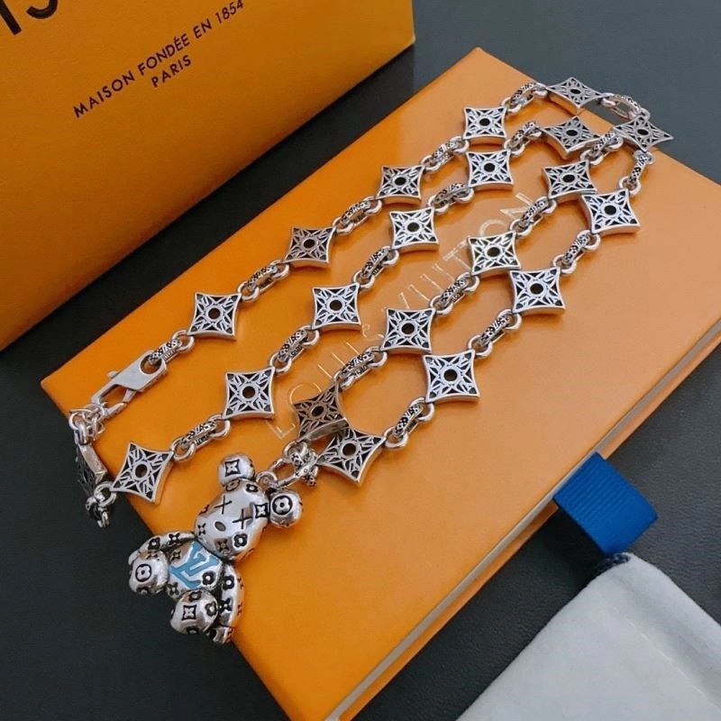 Economical Louis Vuitton Necklaces